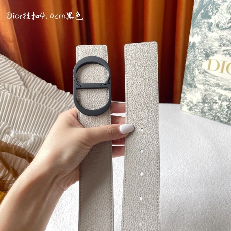 Top mirror Christian Dior Belts
