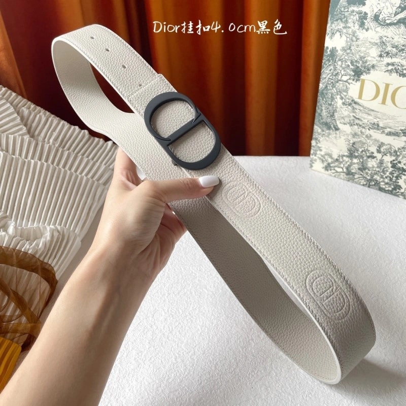 Top mirror Christian Dior Belts