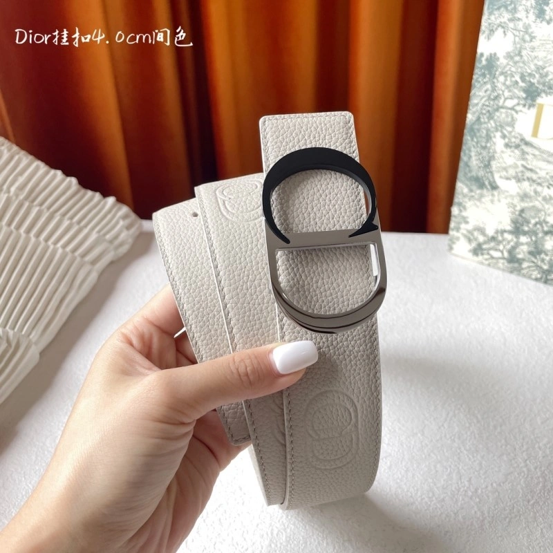 Low-cost Christian Dior Belts