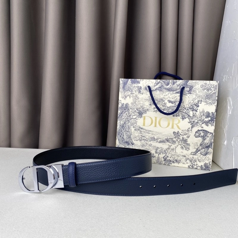 Accurate model Christian Dior Belts