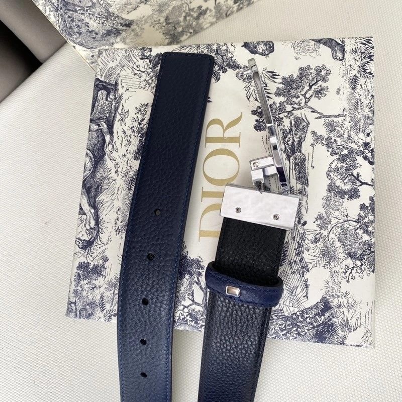 Accurate model Christian Dior Belts