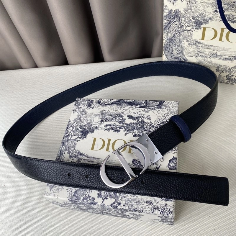 Accurate model Christian Dior Belts