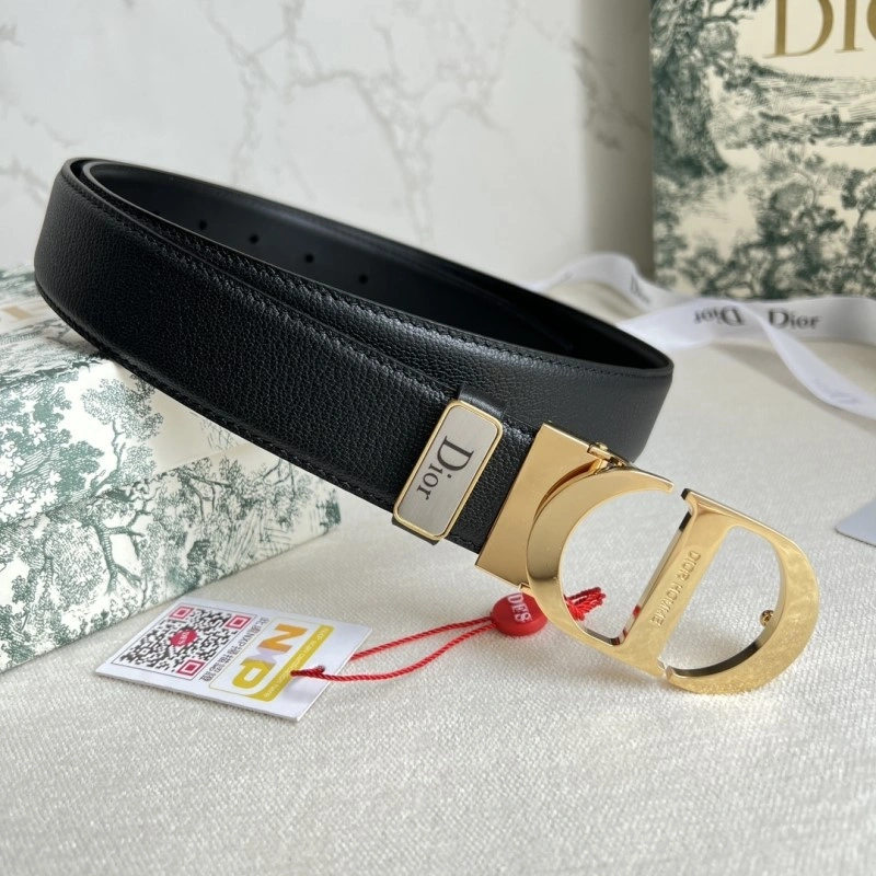 Low-cost Christian Dior Belts
