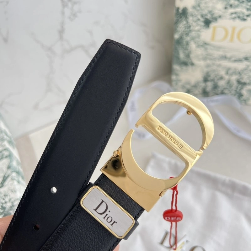 Low-cost Christian Dior Belts