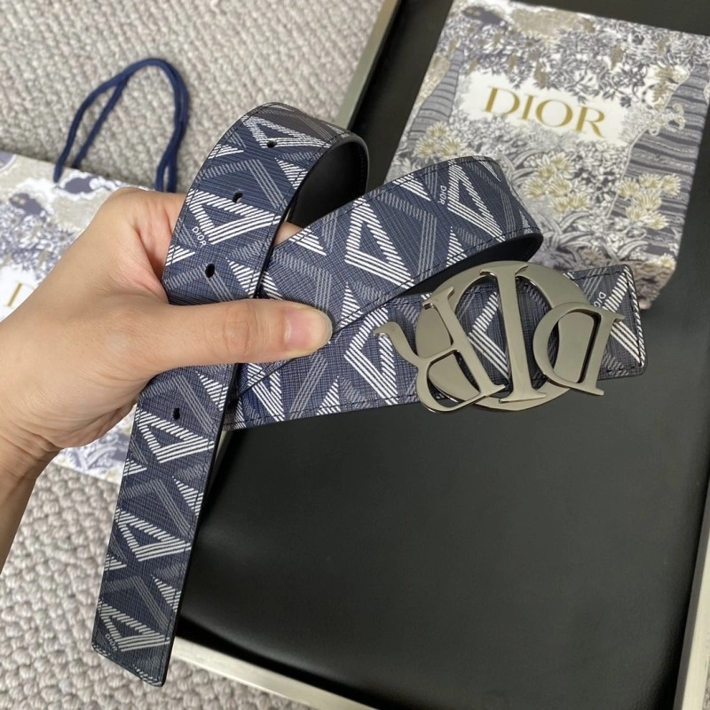 Low-cost Christian Dior Belts