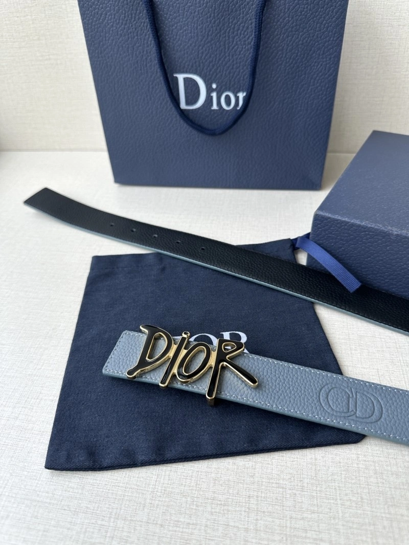 Accurate model Christian Dior Belts