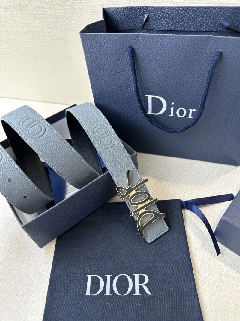 Accurate model Christian Dior Belts