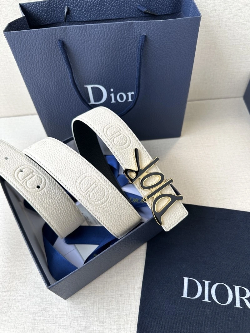 Accurate model Christian Dior Belts