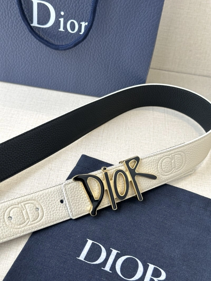 Accurate model Christian Dior Belts