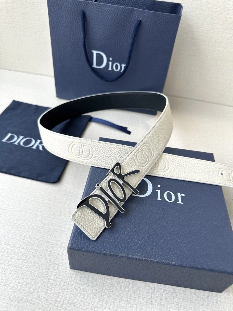 Accurate model Christian Dior Belts