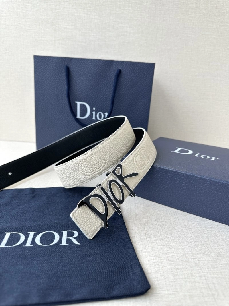 Accurate model Christian Dior Belts
