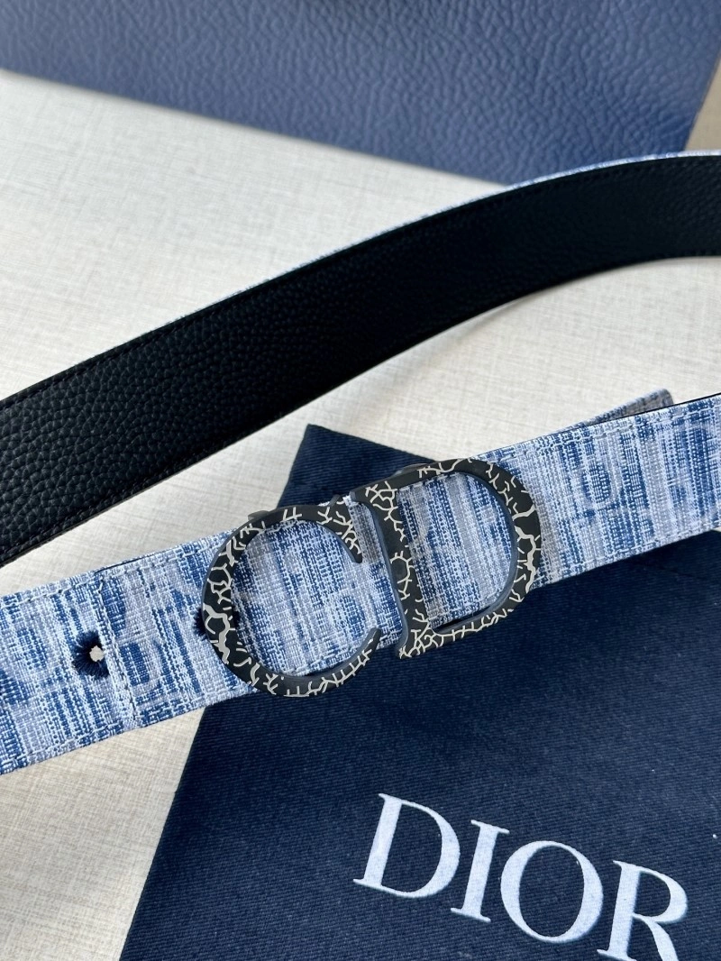 Low-cost Christian Dior Belts