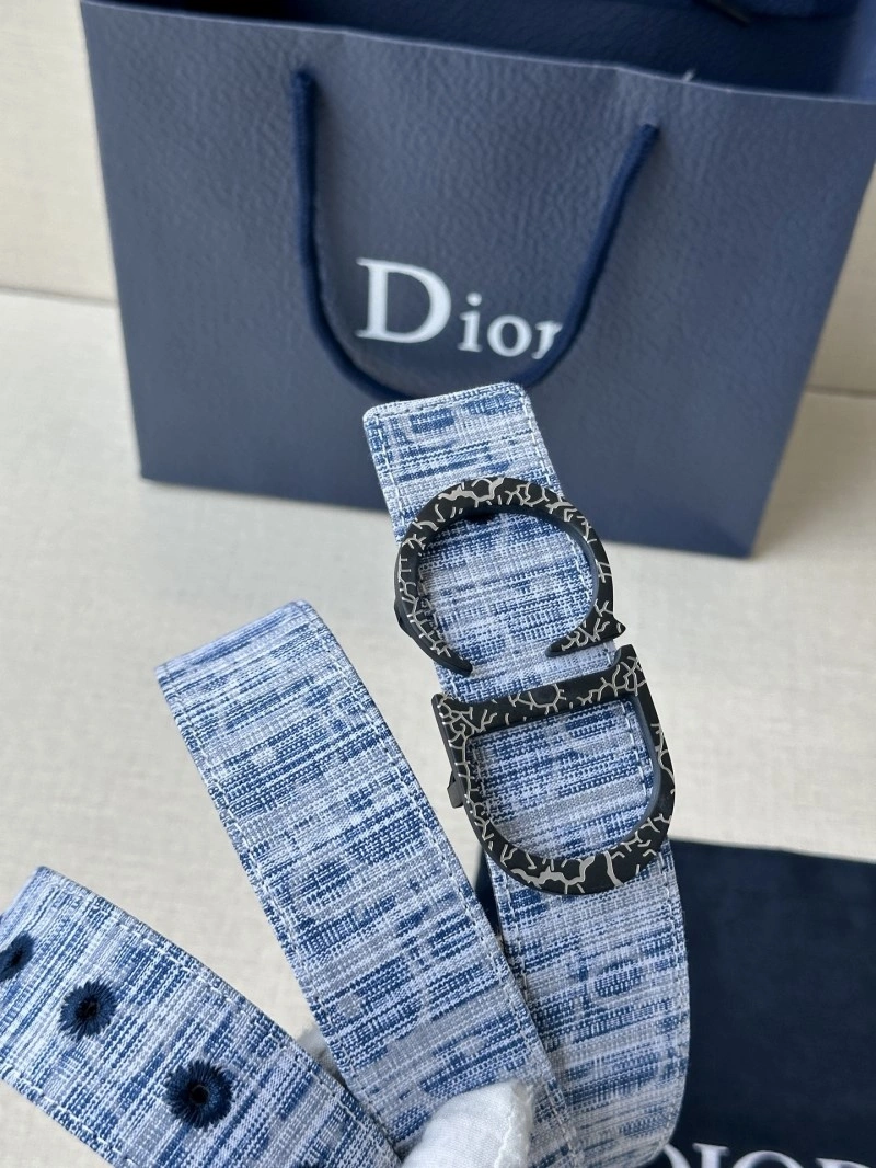 Low-cost Christian Dior Belts