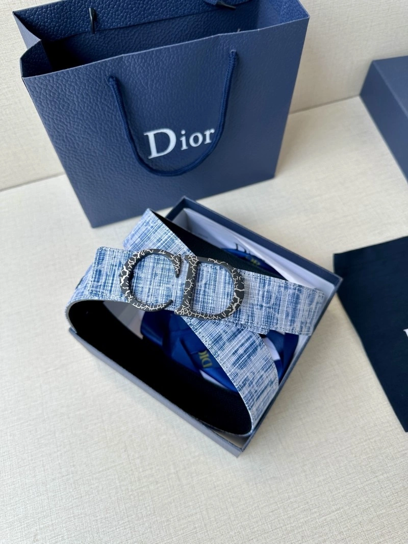 Low-cost Christian Dior Belts