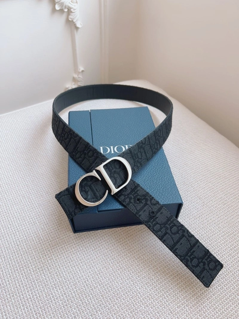 Low-cost Christian Dior Belts