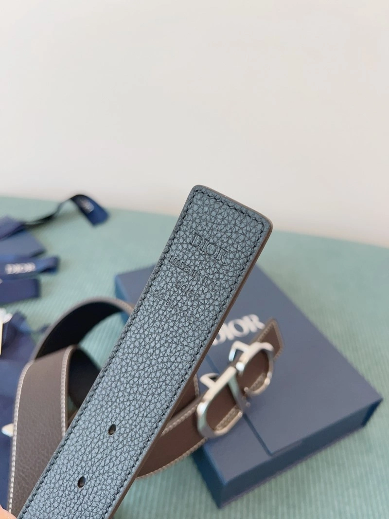 Accurate model Christian Dior Belts