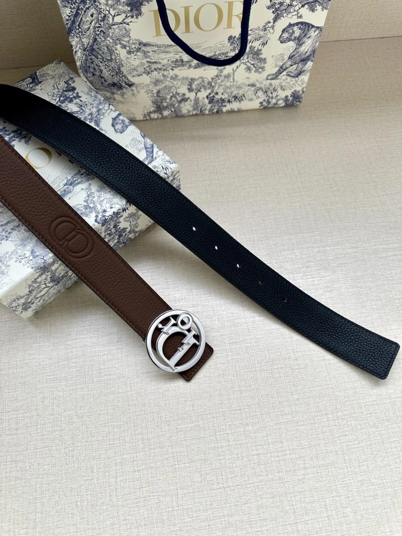 Top mirror Christian Dior Belts