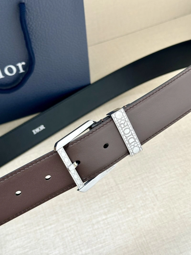 Top mirror Christian Dior Belts