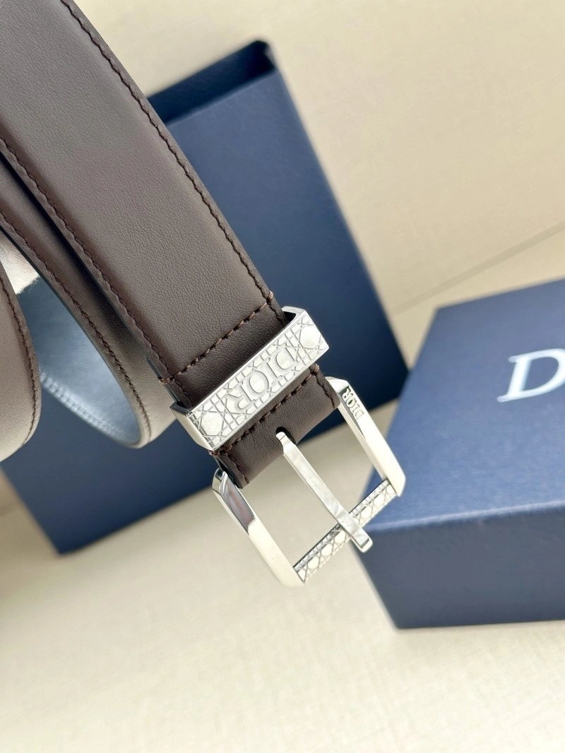 Top mirror Christian Dior Belts