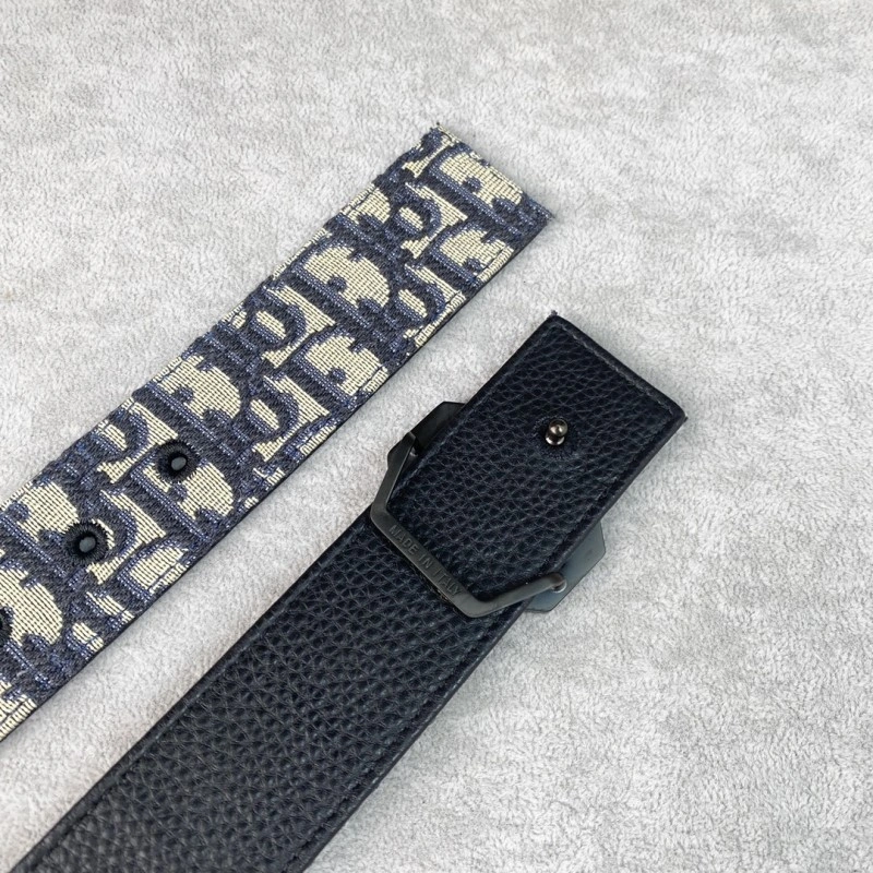 Low-cost Christian Dior Belts