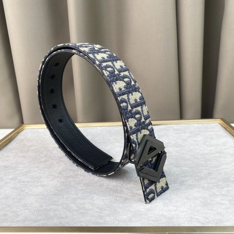 Low-cost Christian Dior Belts