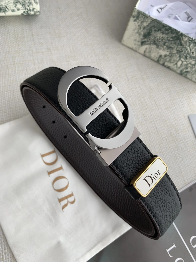 Low-cost Christian Dior Belts