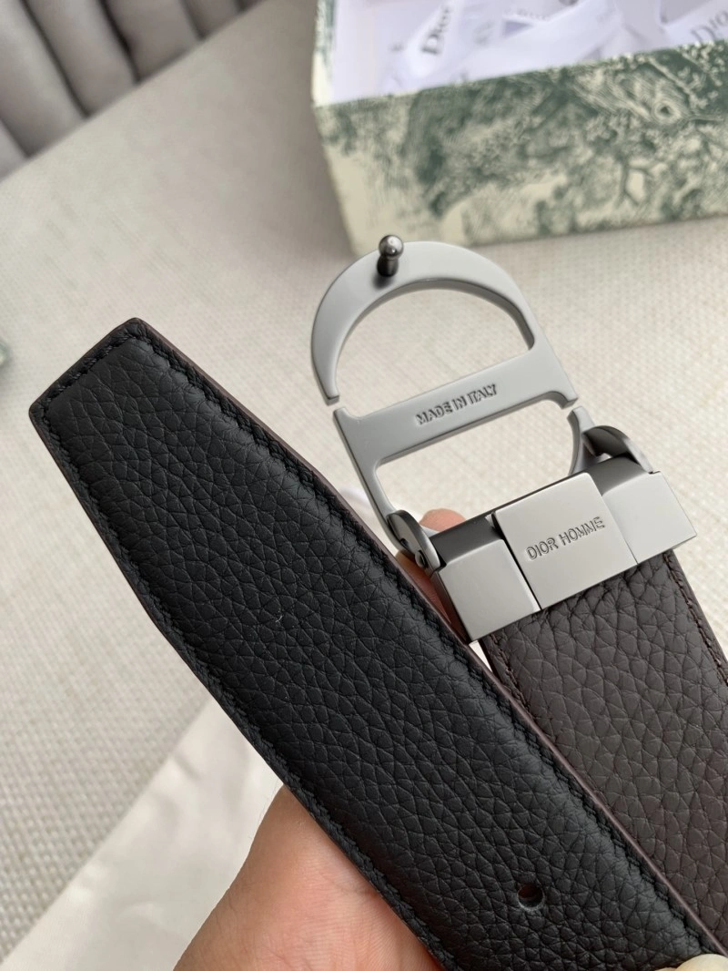 Low-cost Christian Dior Belts