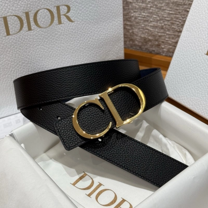 Accurate model Christian Dior Belts