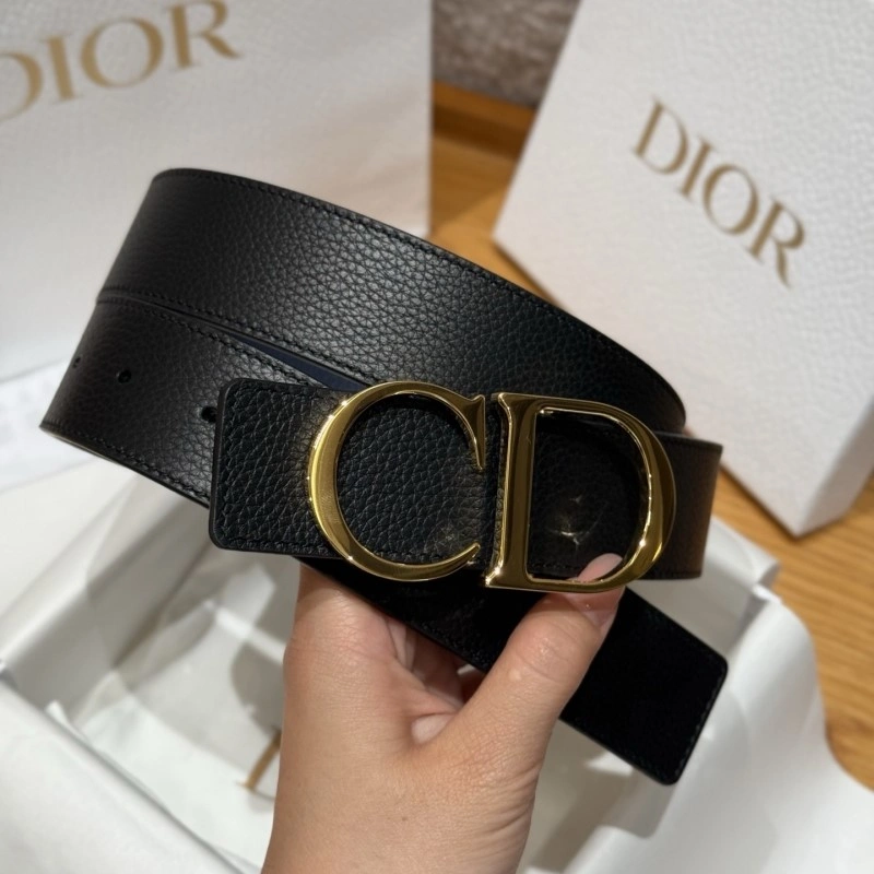 Accurate model Christian Dior Belts