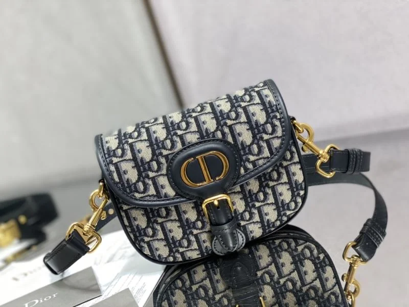 Top mirror Christian Dior Bobby Bags