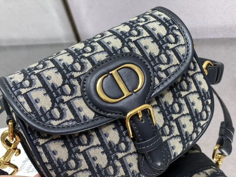 Top mirror Christian Dior Bobby Bags