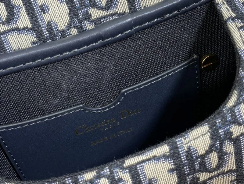 Top mirror Christian Dior Bobby Bags