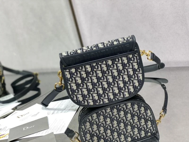 Top match Christian Dior Bobby Bags