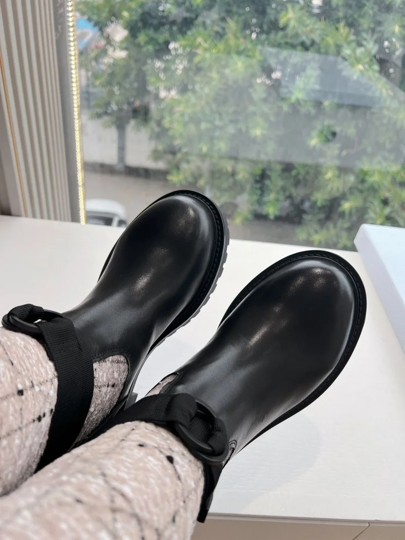 Discounted Christian Dior Boots