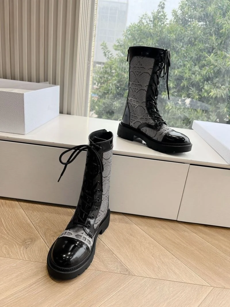 Accurate model Christian Dior Boots