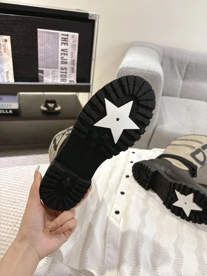 Top mirror Christian Dior Boots