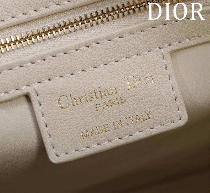 Top match Christian Dior Boston Bags