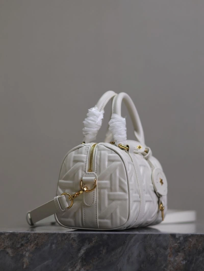 High fidelity Christian Dior Boston Bags