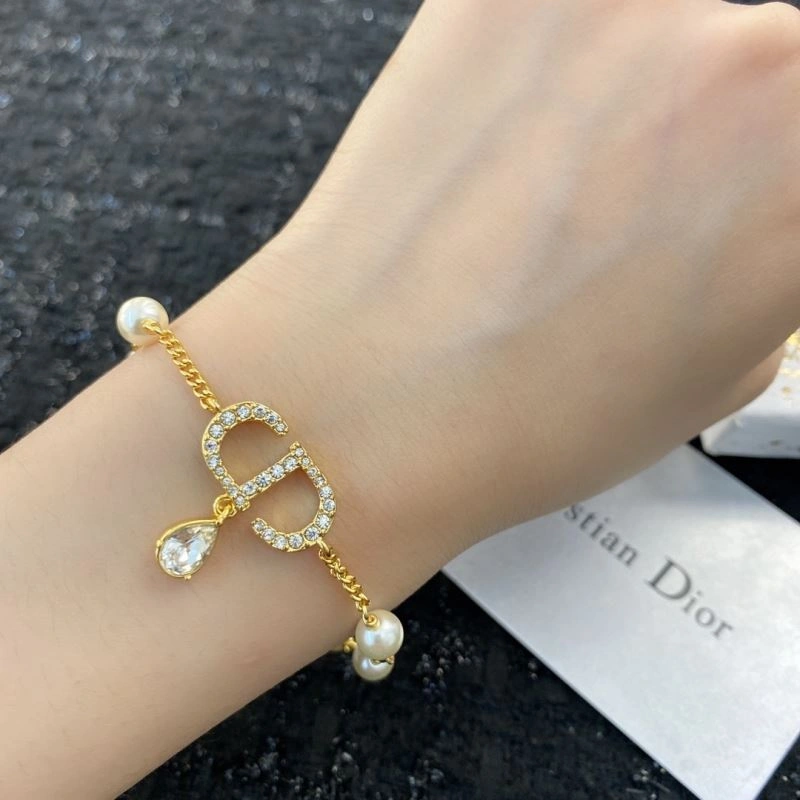 Top mirror Christian Dior Bracelets