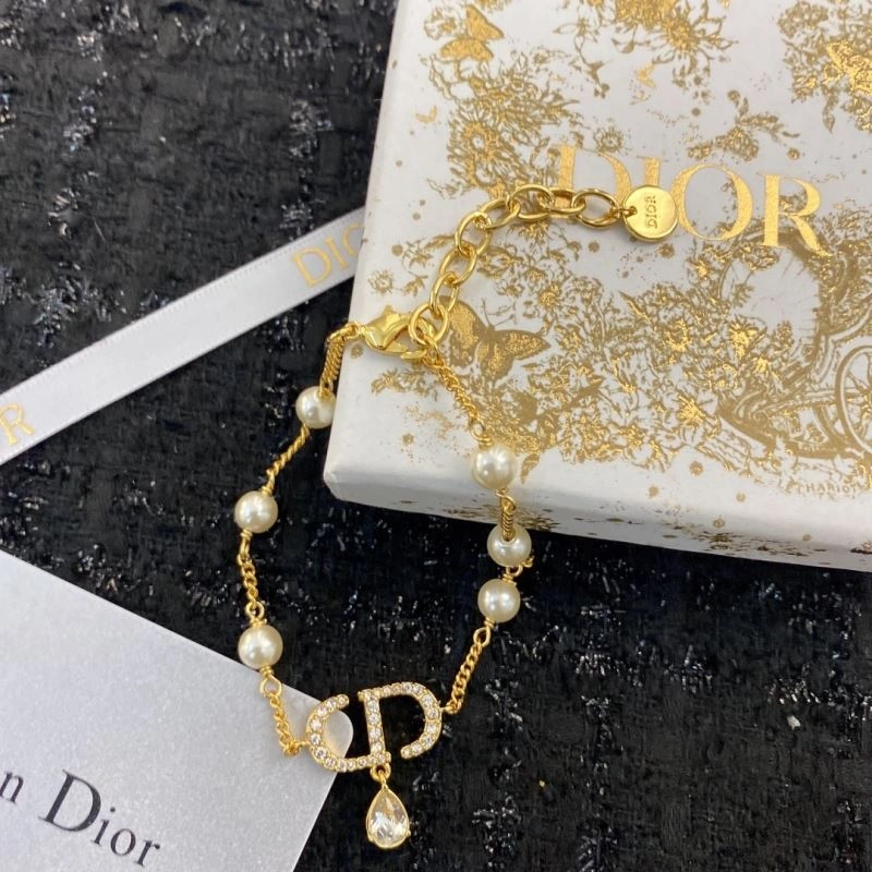 Top mirror Christian Dior Bracelets