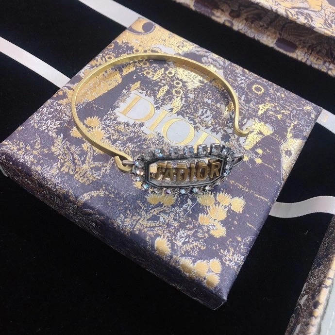 Economical Christian Dior Bracelets
