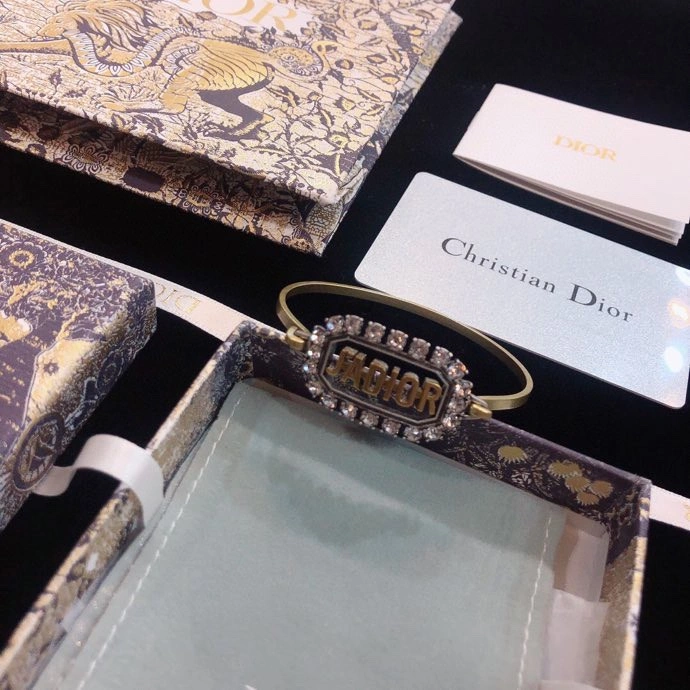 Economical Christian Dior Bracelets