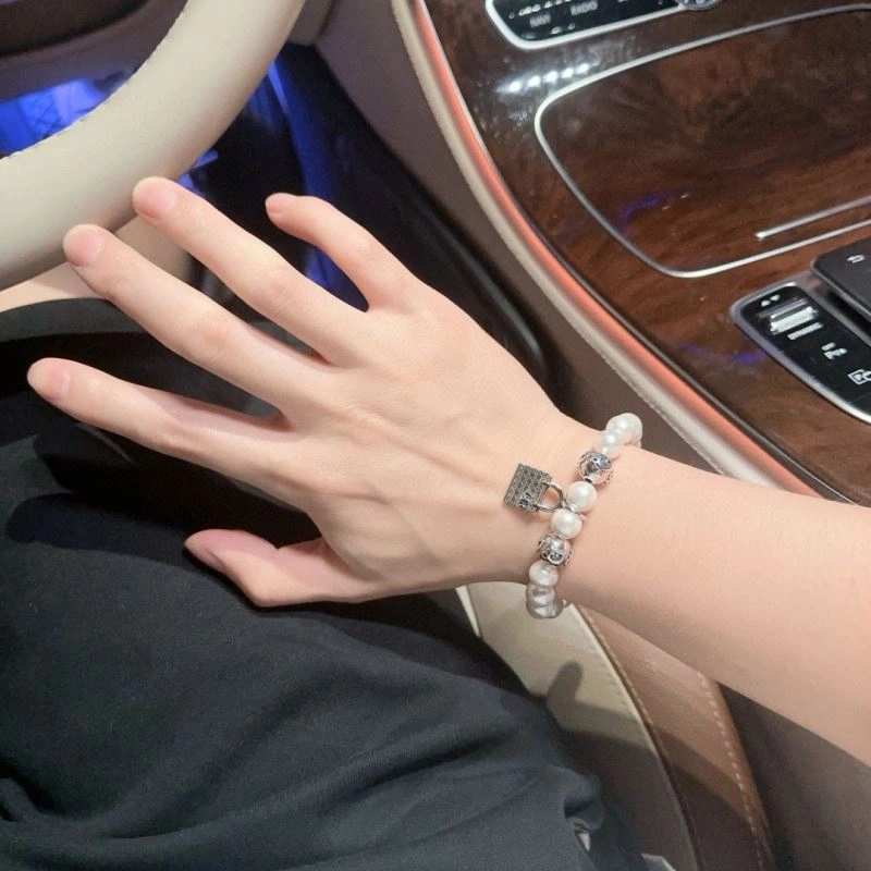Top match Christian Dior Bracelets
