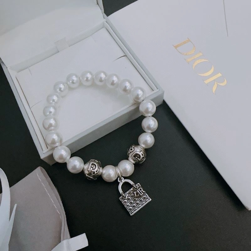Top match Christian Dior Bracelets