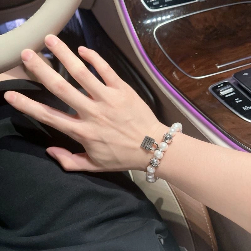 Top match Christian Dior Bracelets