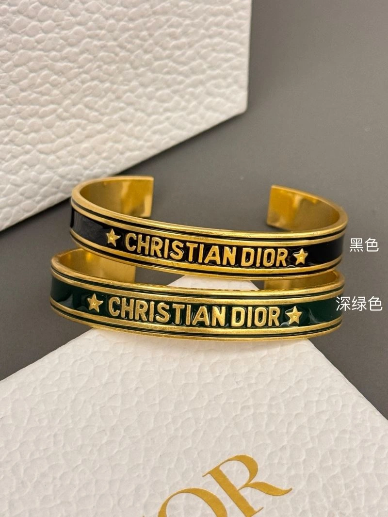 Top mirror Christian Dior Bracelets