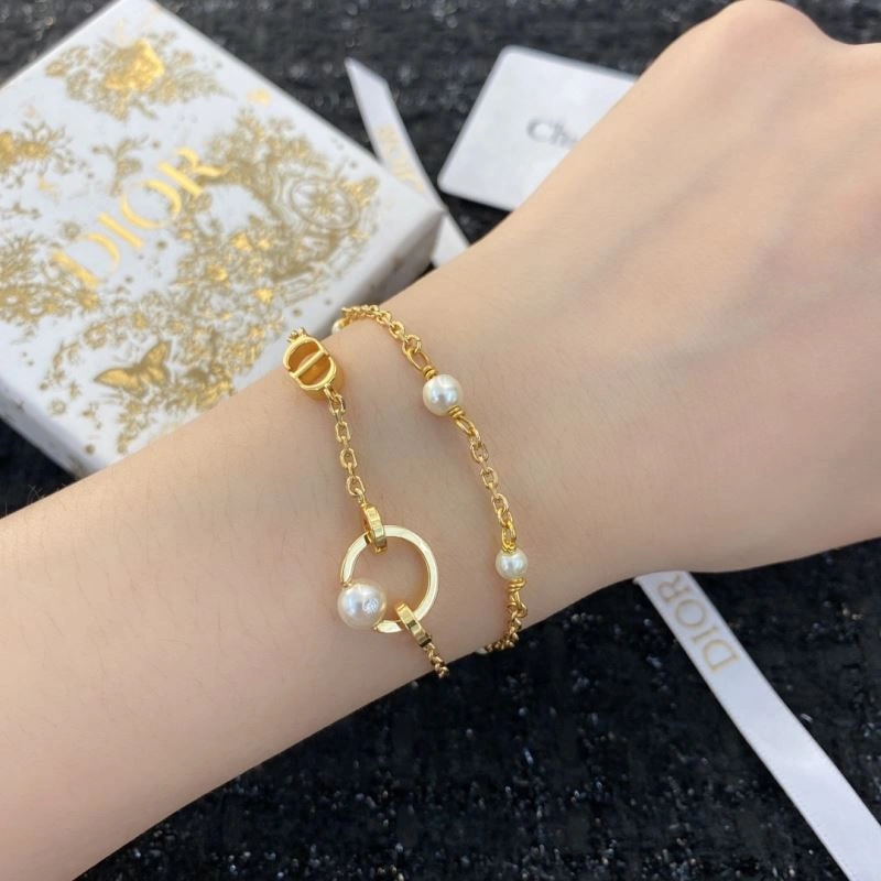 Economical Christian Dior Bracelets