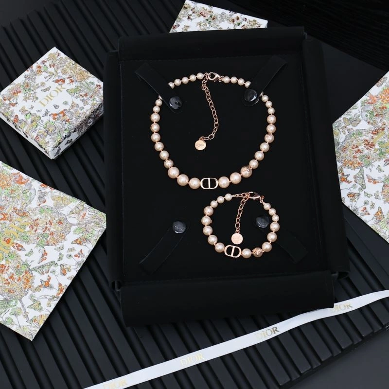 Exact replica Christian Dior Bracelets
