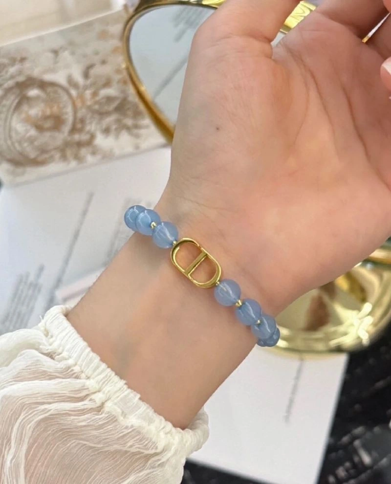 Accurate model Christian Dior Bracelets