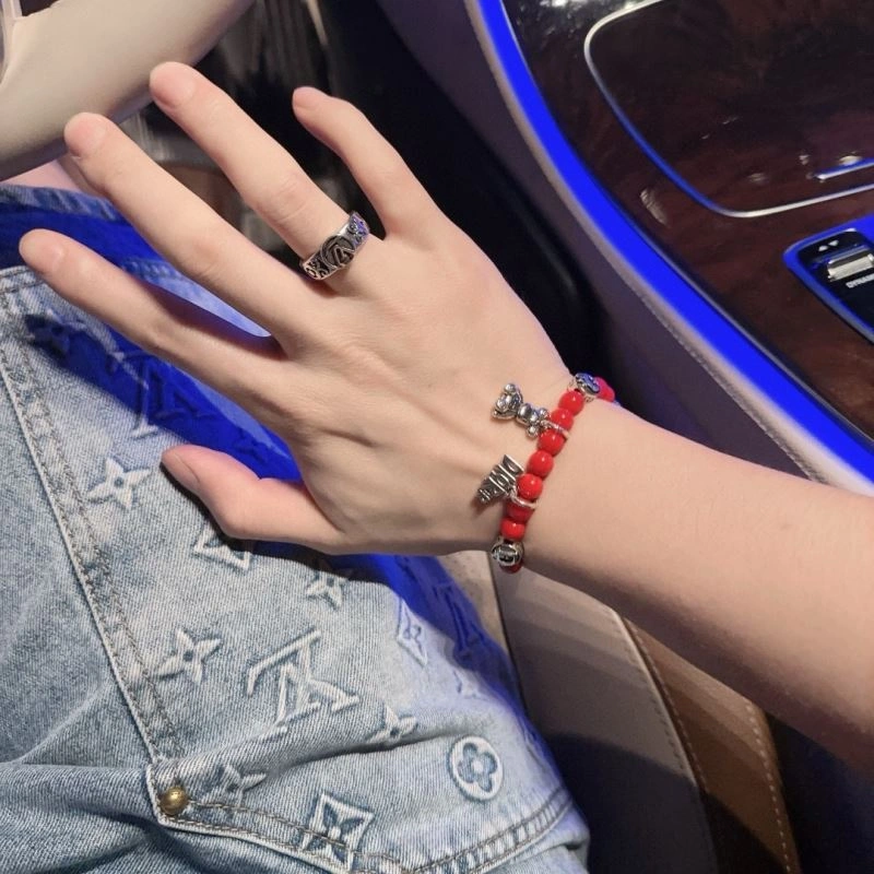 Accurate model Christian Dior Bracelets